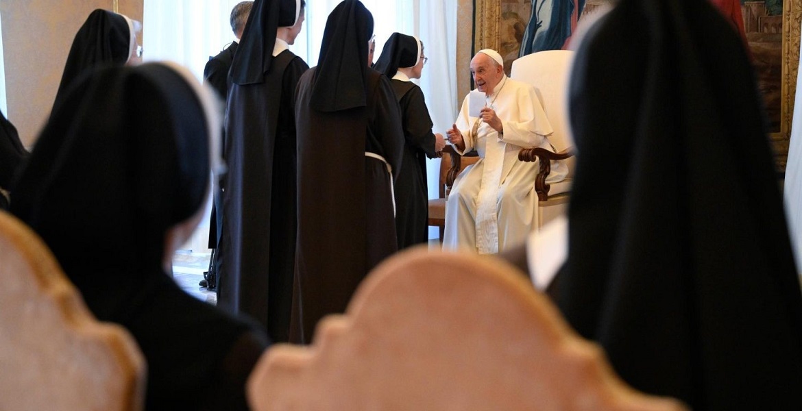 ¿Quién fue la monja que marcó la vocación del papa Francisco en su ...