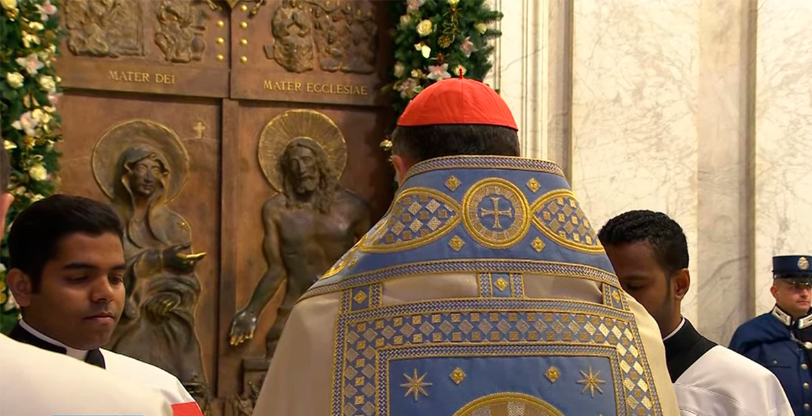 Santa María la Mayor ya tiene su Puerta Santa abierta a quienes se ...