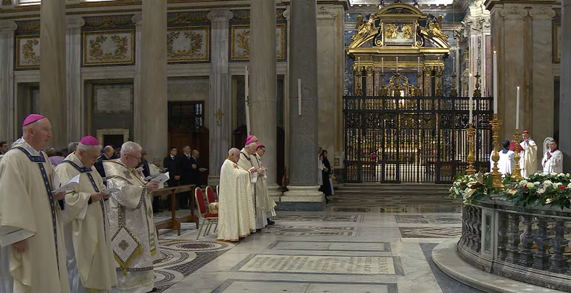 Santa María la Mayor ya tiene su Puerta Santa abierta a quienes se ...