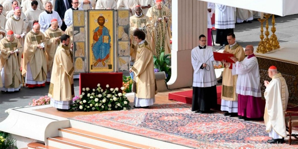 Francisco invita en la misa de Pascua a buscar a Jesús “en el rostro de los hermanos, en todas ...